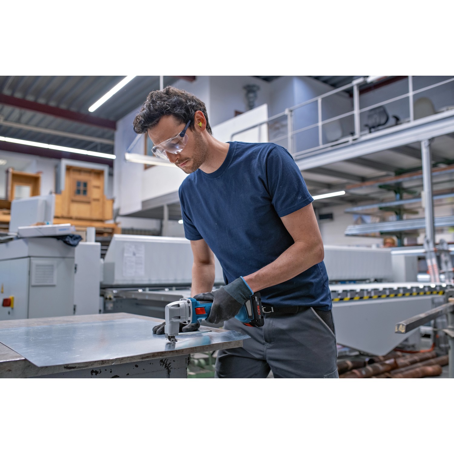 Bosch Professional Akku-Blechschere GSC 18V-16 E Solo kaufen bei OBI