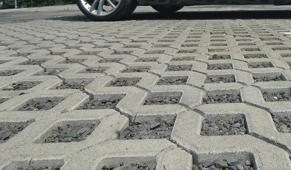 Kann Rasengitterstein Grau 60,8 x 40,8 x 8 cm kaufen bei OBI