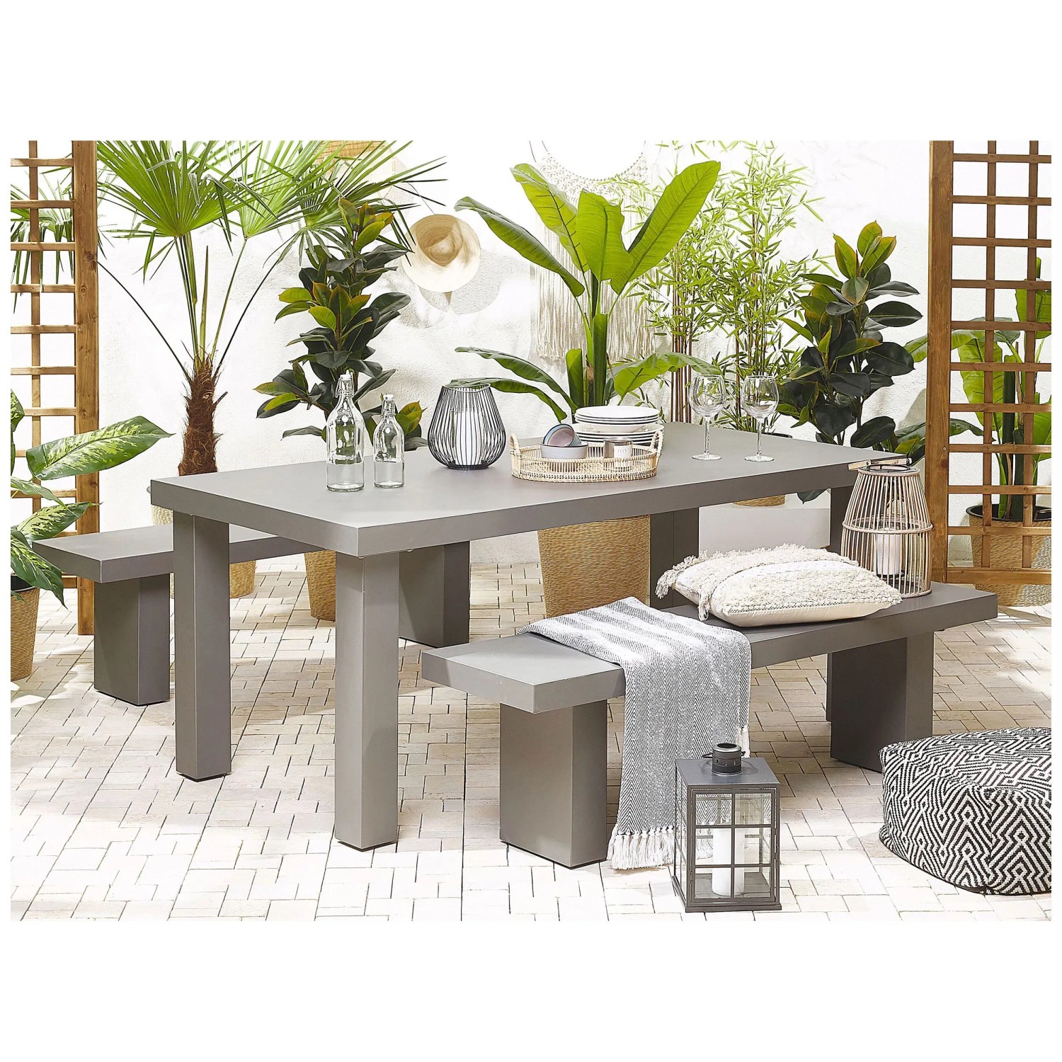 Beliani Table de jardin Taranto Béton Gris