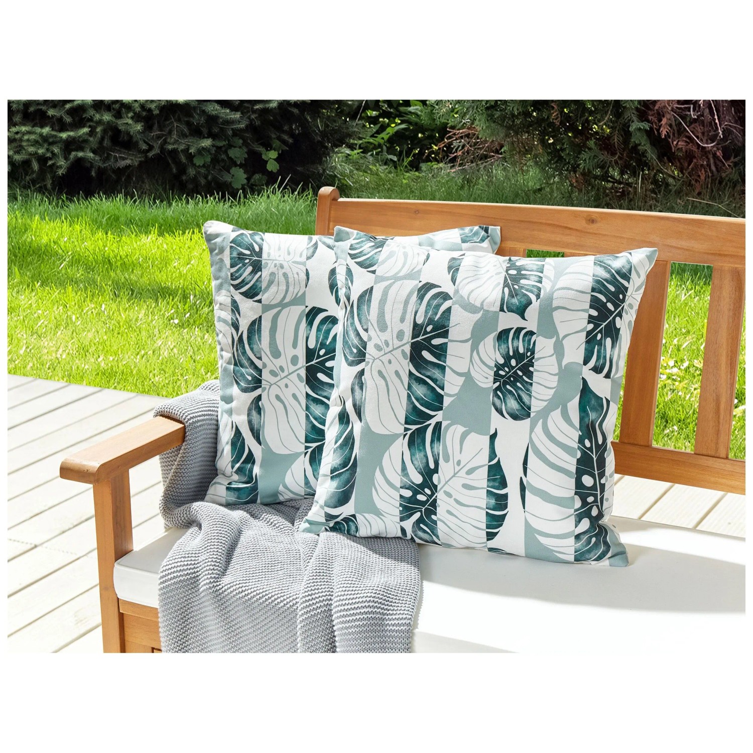 Beliani Cuscini decorativi da esterno Termini verde-bianco 45 x 45 cm ...