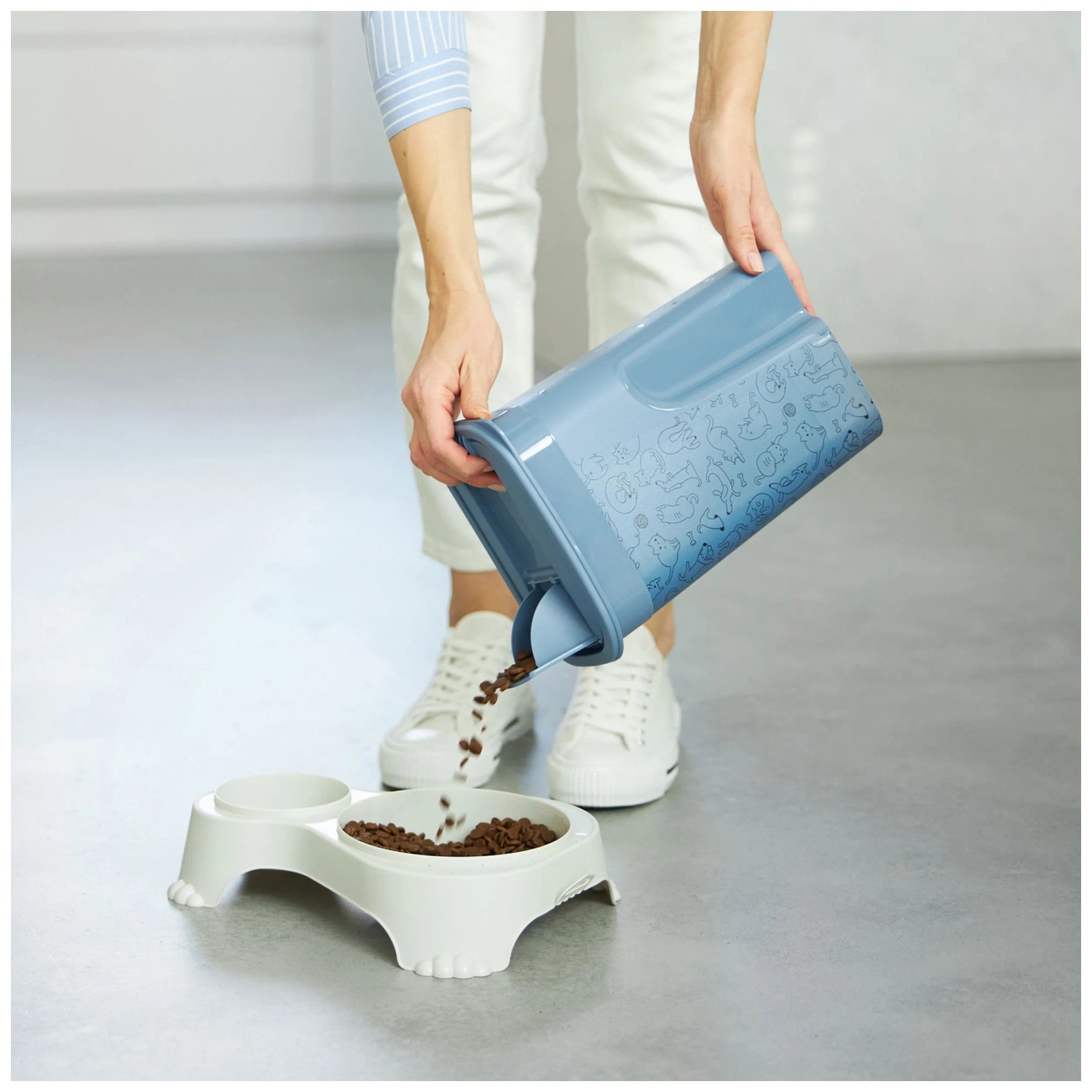 Rotho Tierfutter Schüttbox Flo Blau 4,1 l