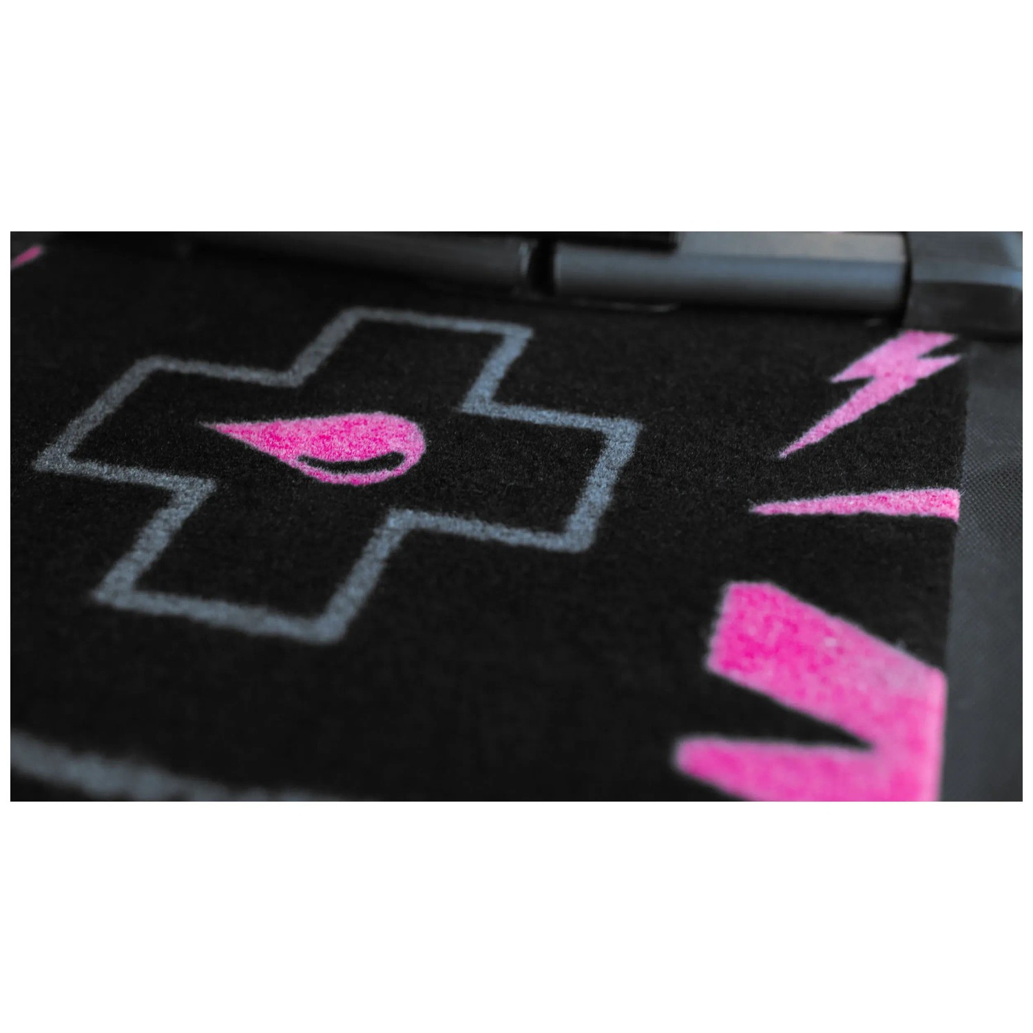 Muc-Off Fahrradmatte Absorbing Bike Mat 200 x 40 cm