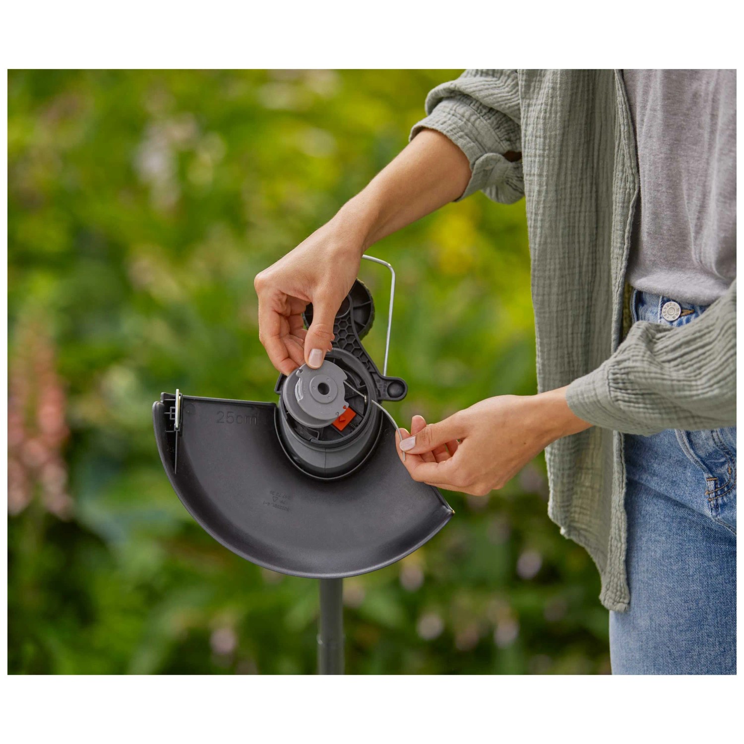 Gardena Akku-Trimmer EasyTrim 2in1 25 cm 18 V P4A Set kaufen bei OBI